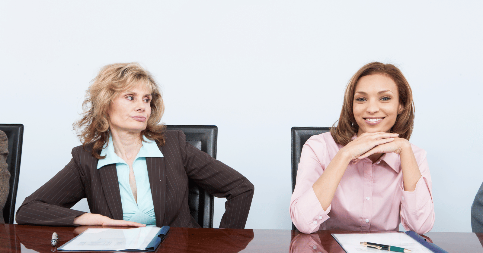 8 subtle behaviors that reveal someone is secretly jealous of you ...